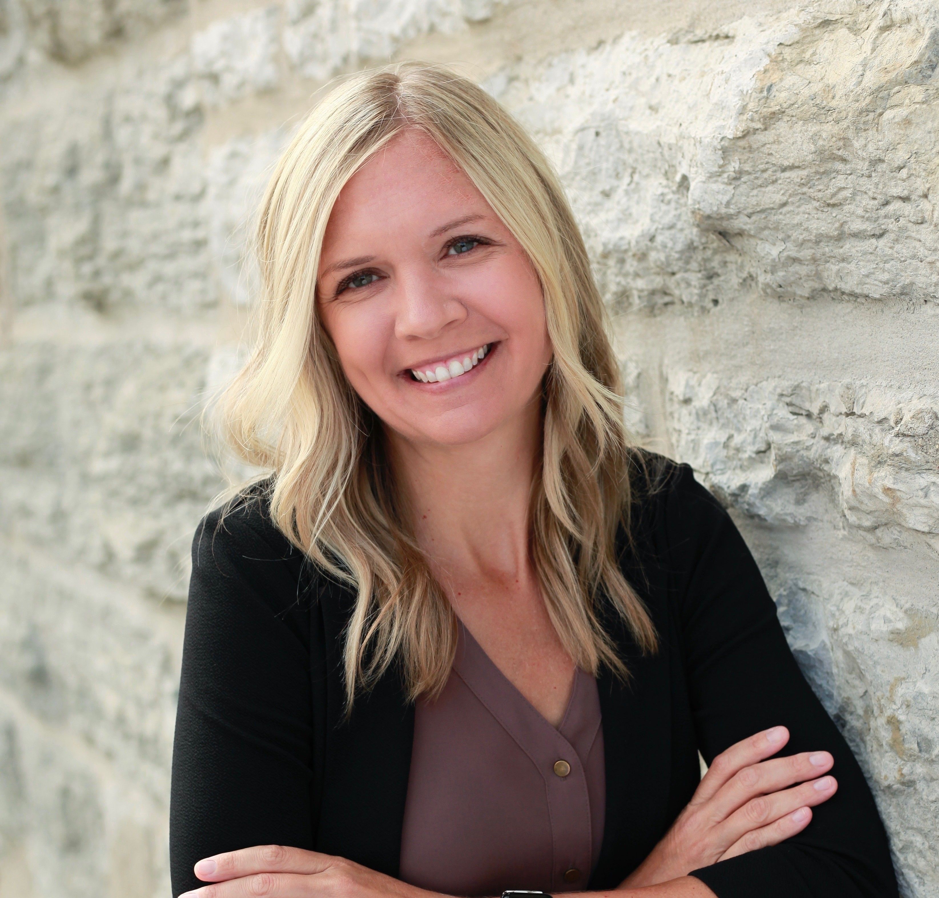 BRIX Real Estate | Lindsey Christian - Real Estate Agent, Minneapolis, MN
