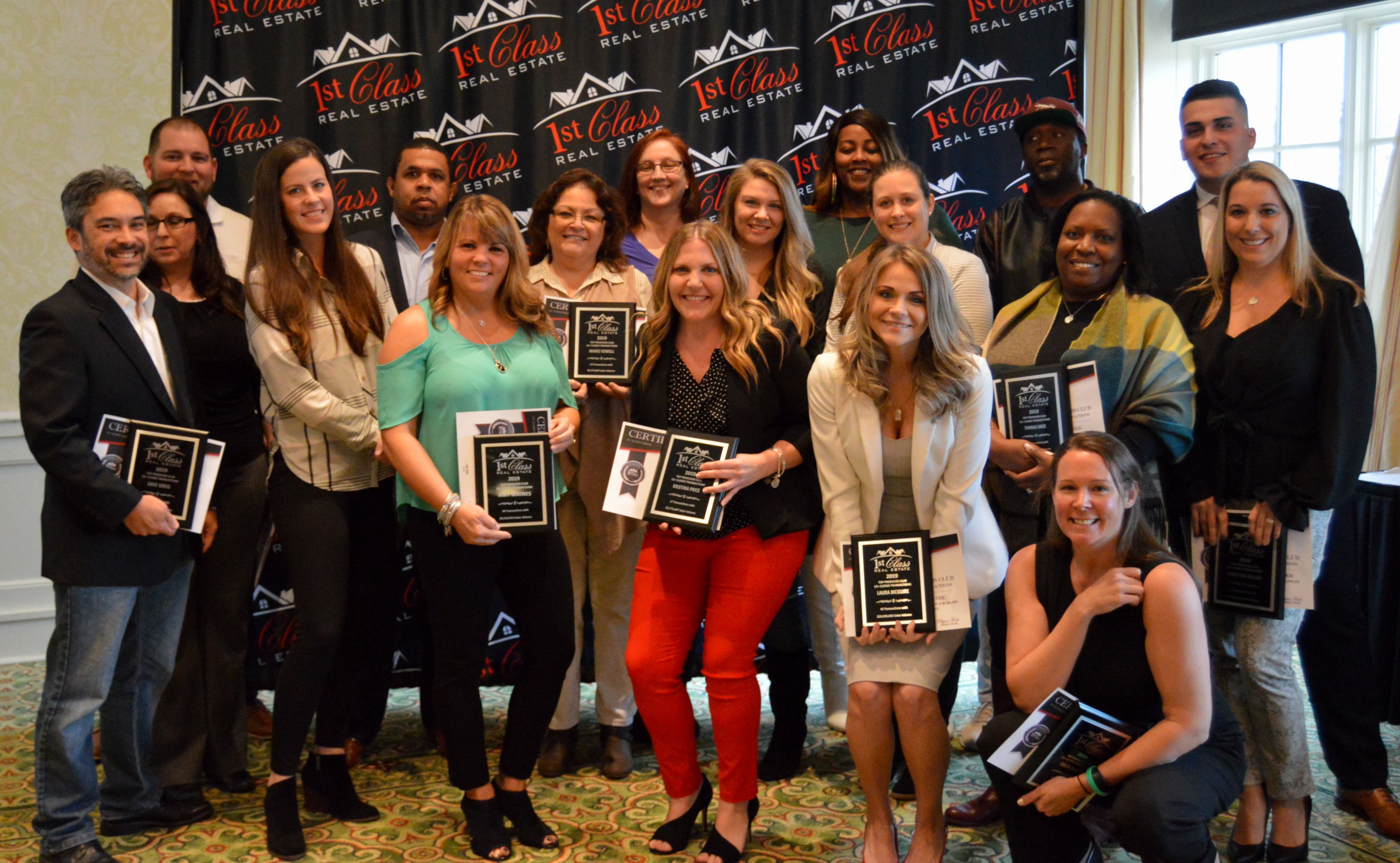 What We Offer | 1st Class Real Estate: Agent-First Support