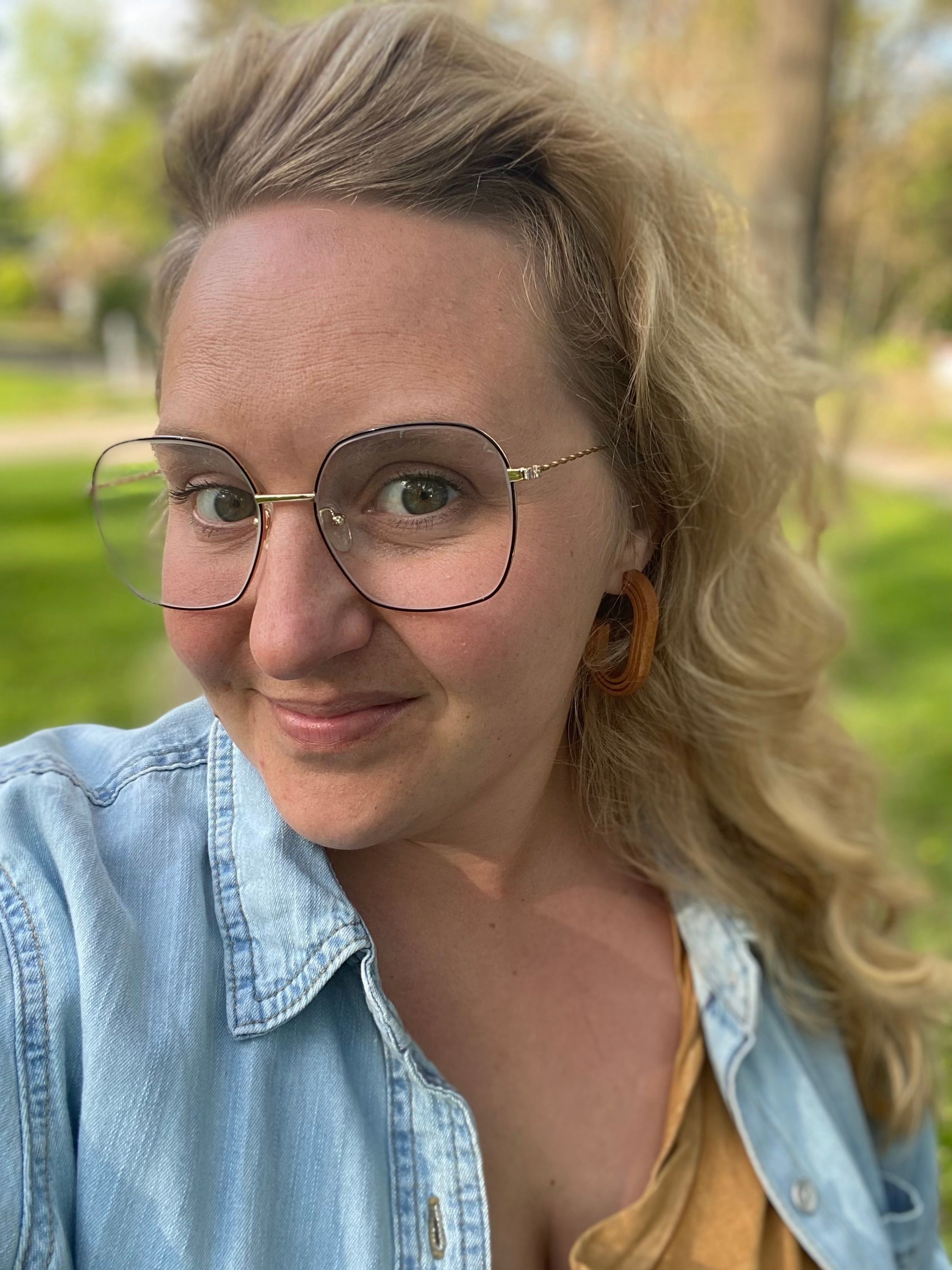 Sarah Rolf's Instagram, Twitter & Facebook on IDCrawl